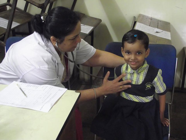 Free Health Camp Organised At Savitribai Phule English Medium School ...